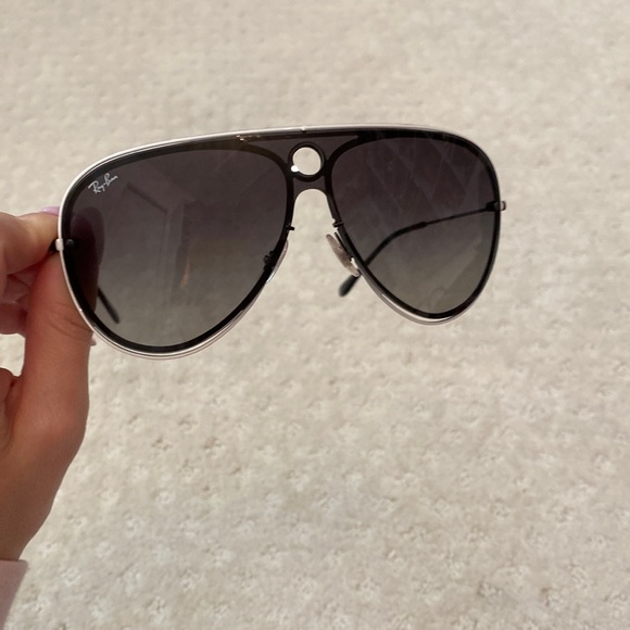 Ray-Ban | Accessories | Rayban Curved Aviator Sunglasses | Poshmark